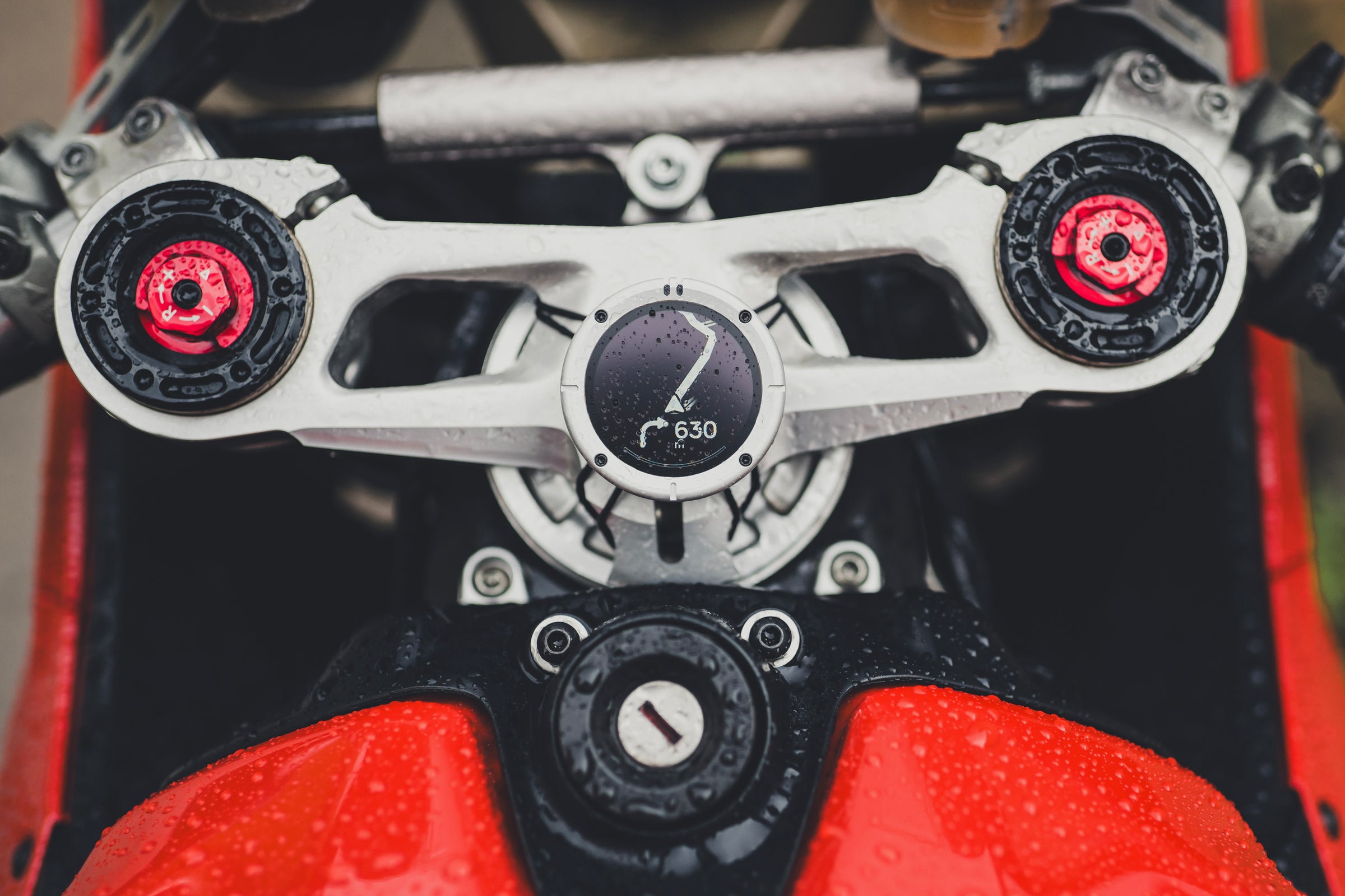 Beeline Moto II – Compact Motorcycle GPS with Turn-by-Turn Navigation